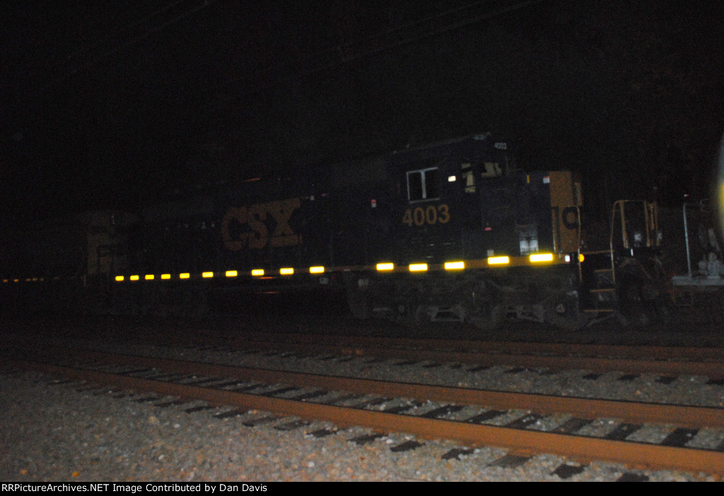 CSX SD40-3 4003 trails on Q410-23